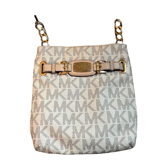 MICHAEL Michael Kors | Bags | Michael Kors Messenger Crossbody Purse ...